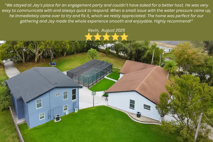 Tropical Pool Villa Sleeps 22+ - Land O' Lakes, FL