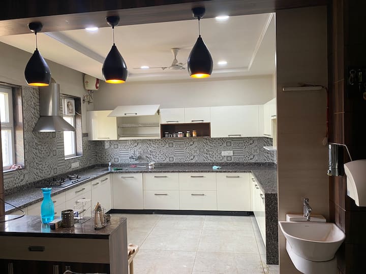 Independent Bunglow In Banipark - Jaipur