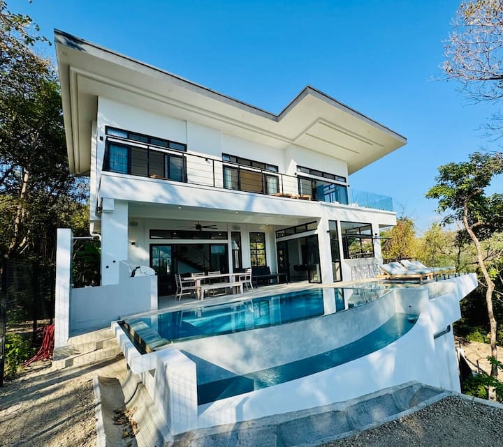 Brand New 4 Br Villa - Ocean Views In D Section - Nosara