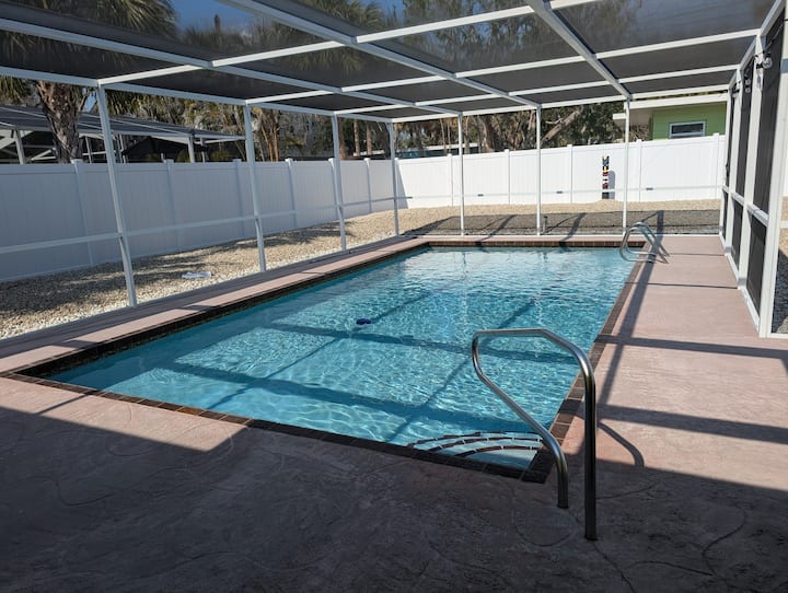 Siesta Key Oasis: Walk To Village - Siesta Key, FL