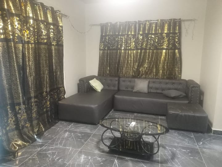 Welcome Home.
Big Spacious 2 Bedroom Apartment. - Accra