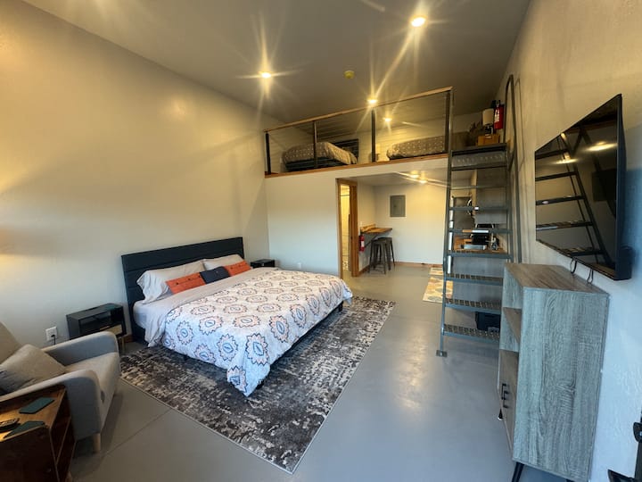 Sawtooth Cabin #4 W/ Kitchenette - Hill City, SD