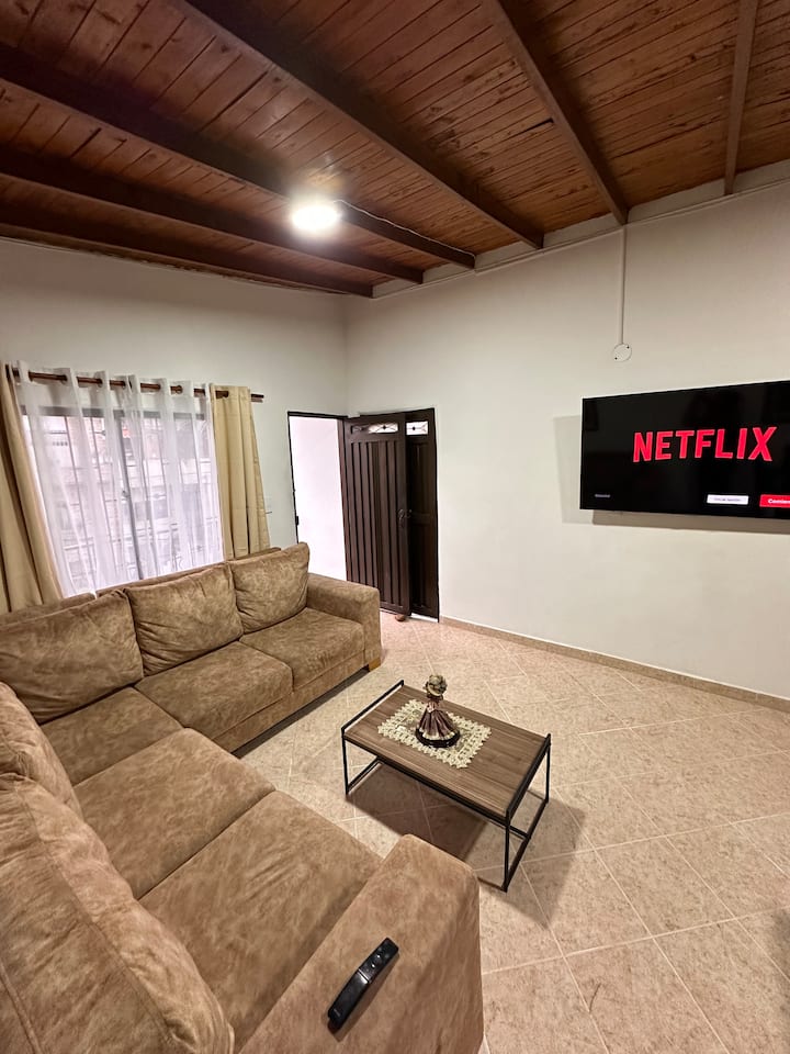 Apartamento Cerca Al Poblado,terraza Privada - Medellín