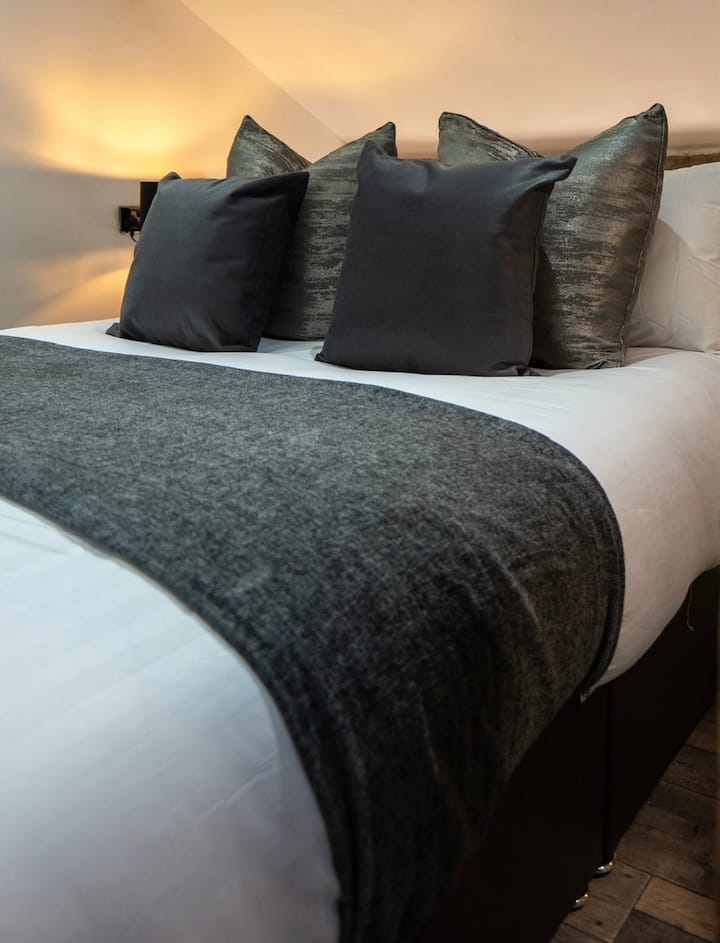 Stylish 1 Bedroom Flat - Bolton, UK