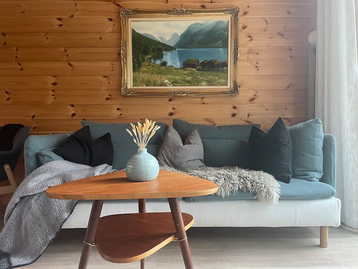 Cabin With Panoramic View - Hjelle
