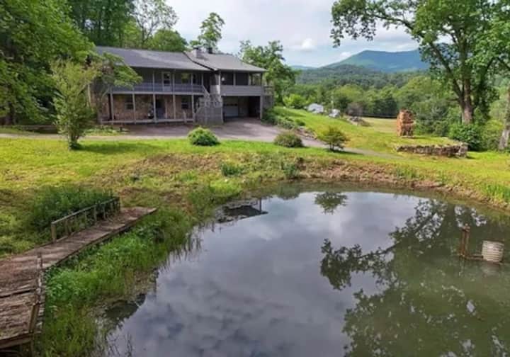 Cabin In The Clouds - Young Harris, GA