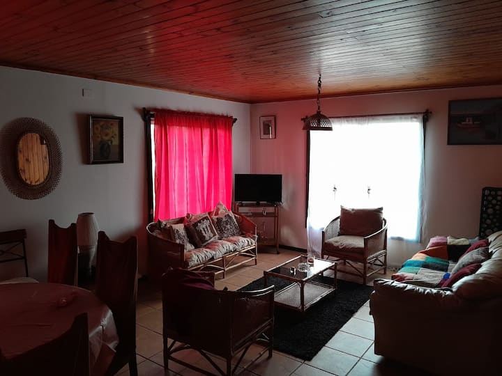 Hermosa 
 Casa Quisco Norte. - El Quisco