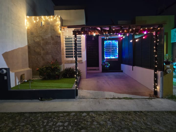 "Casa Galicia" (Aire, Wifi +, Factura, Céntrico) - Colima