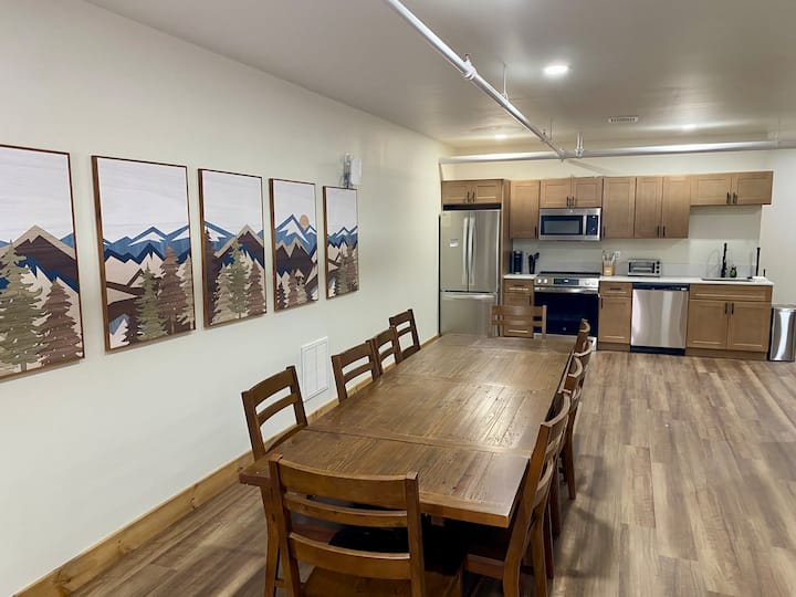 Luxury 2 Bedroom Lodge Unit 302 - Wilmington, VT