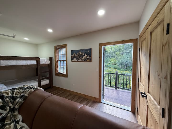 Luxury 1 Bedroom Lodge Unit 301 - Wilmington, VT
