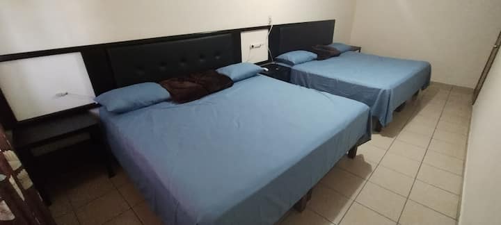 4 Recámaras, 6camas,1 Colchón, 2baños, Cerca Playa - 馬薩特蘭