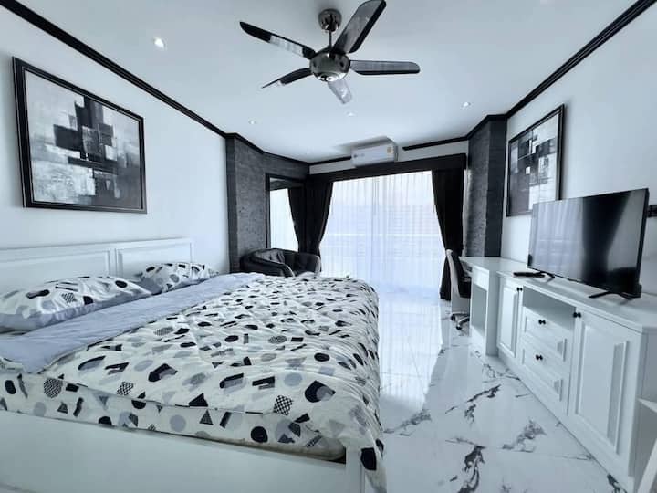 The Little Art Room - Pattaya City