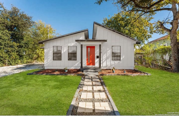 Alamo, River Walk 5 Min Away Pet Friendly - San Antonio