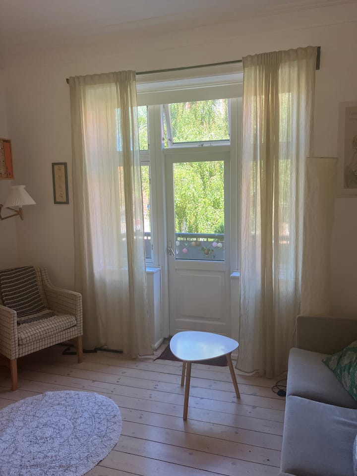 'Hyggelig' Copenhagen Home With Balcony - Copenhague