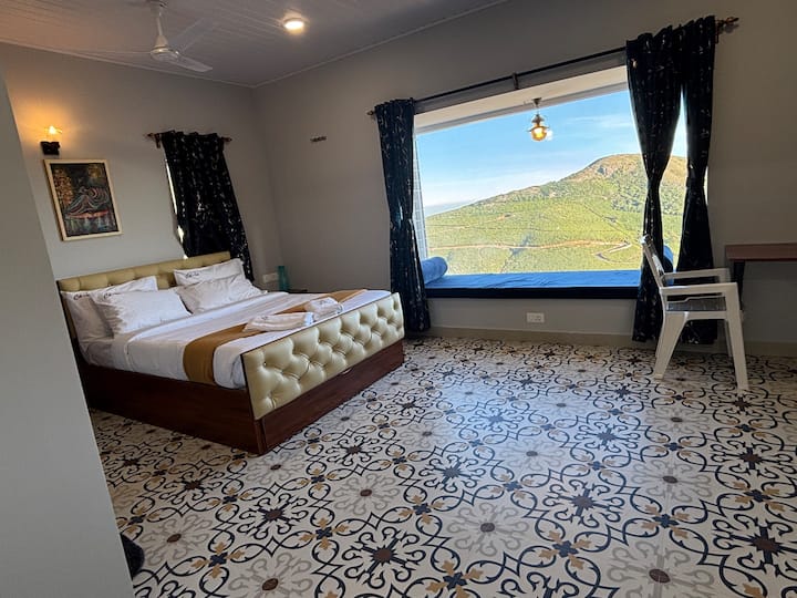 Casa De Damo - Karina Is A Scenic Beauty - 烏塔卡蒙德