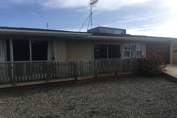 A Beautiful And Cute Flat - Paraparaumu