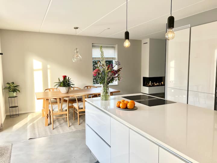 Beautiful Central Scandi Villa Popular Oosterbeek - Arnhem