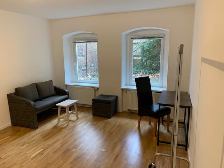 Ruhiges Zimmer In 4er Wg - Berlino