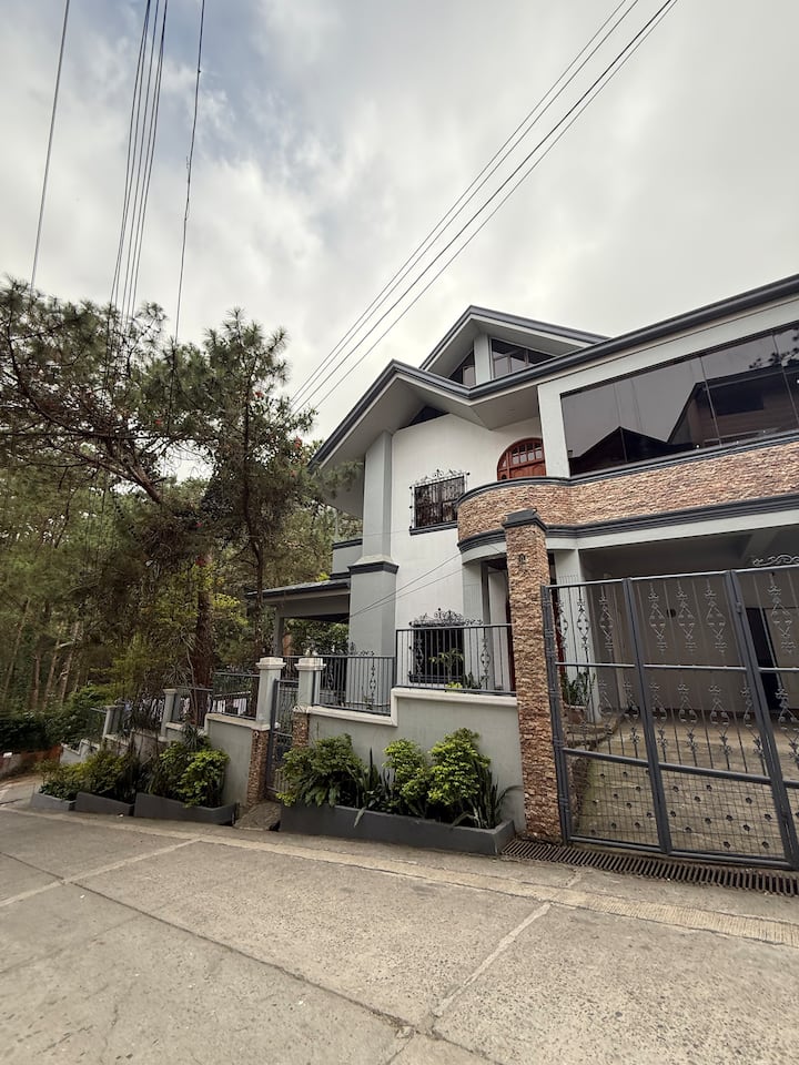 Pinewoods Residence - Baguio