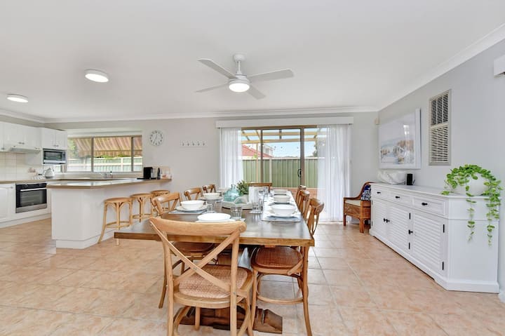 The Fingal Escape - Nelson Bay