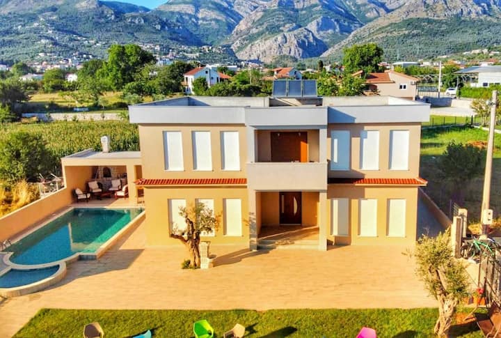 Vila Uma 3 - Montenegro