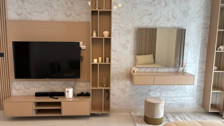 Fully Furnished. Brand New. - Dubai