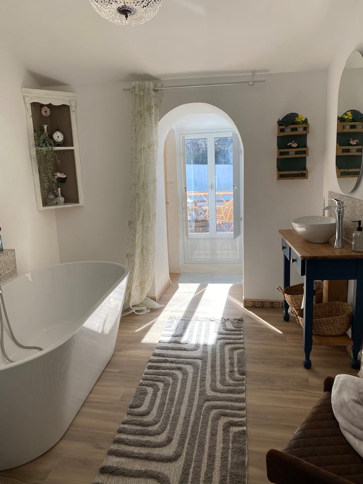A Tranquil Haven In Estepa, Plunge Pool, Wifi, Bbq - Marinaleda
