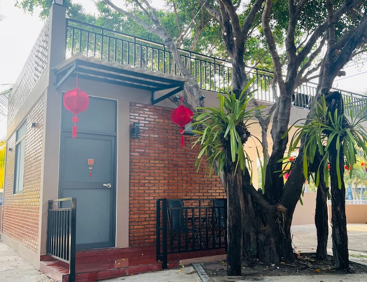 Căn Nhà Nhỏ Có Bếp Sân Thượng - Hà Tiên
