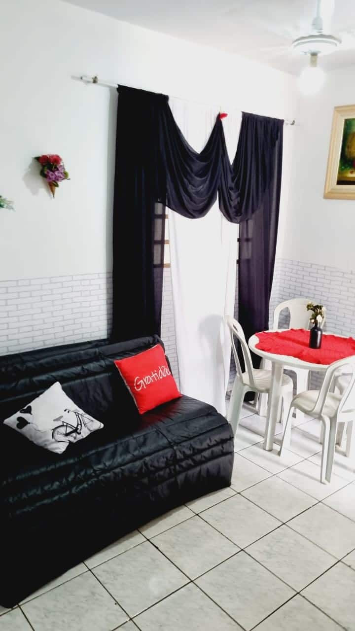 Casa 2 Dormitórios - Americana