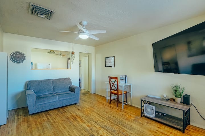 Free Chick-fil-a & Starbucks! 503 Hideaway! - Farmington, NM