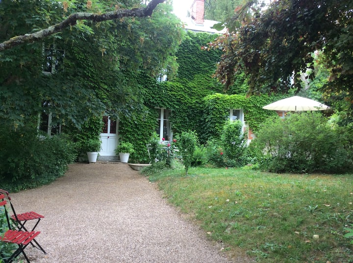 Maison Dans Un éCrin De Verdure - Blois