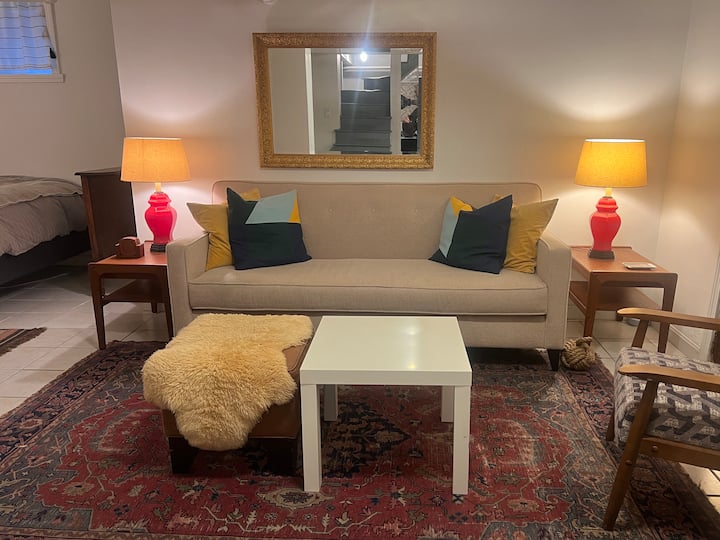 Cozy Dorchester Studio - Quincy, MA