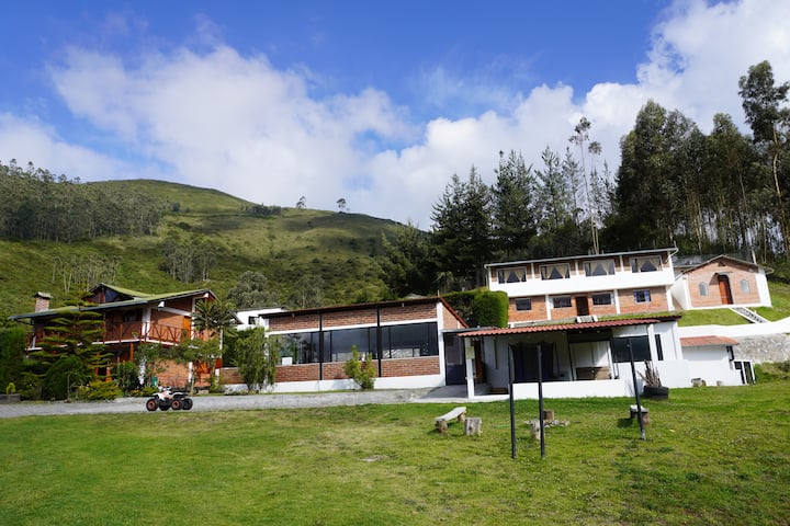 Casa De Campo Con Jacuzzi A 35 Min De Uio - Quito (Ecuador)