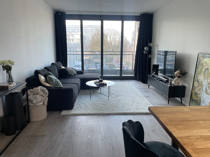 Spacious Modern Comfort - Delft