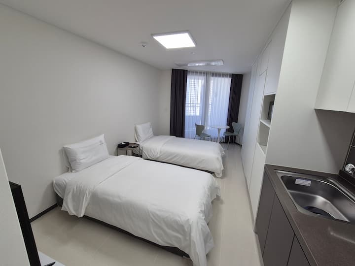 2107w스테이호텔 - Busan