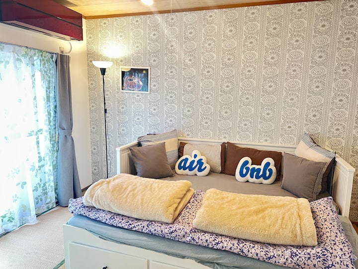 B102/無料駐車場/2寝室/最大6名様ご利用可/有料レンタカー有り/無料wi-fi - Kumamoto