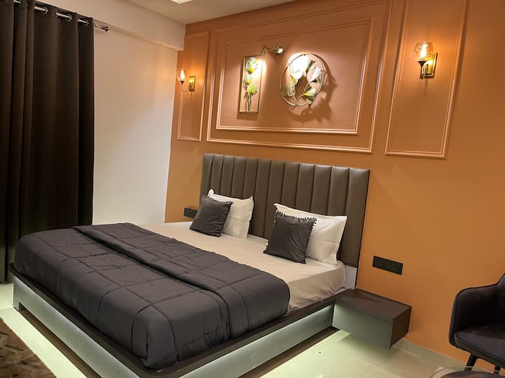 Luxurious Stay Omaxe Hazratganj 3studio - Lucknow