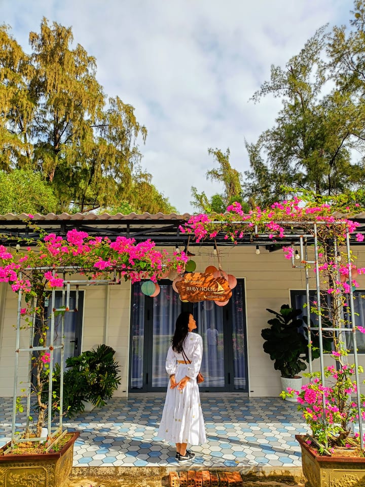 Ruby House Beachside Lagi Ocean Hill - La Gi