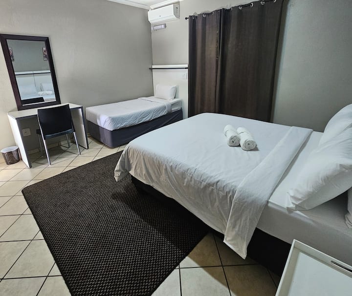 Zuch At Pafuri-guest Apartment 1 - Polokwane