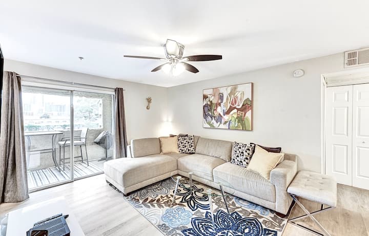 *Vegas Views* Cozy 2br/2ba Condo Near Strip - Las Vegas Strip, NV