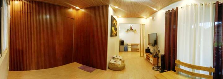 1 F Cozy Aesthetic House With Ac - Mati