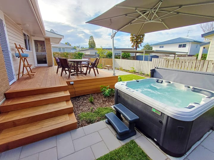 Pillans Point Entire Home With Spa - Mount Maunganui