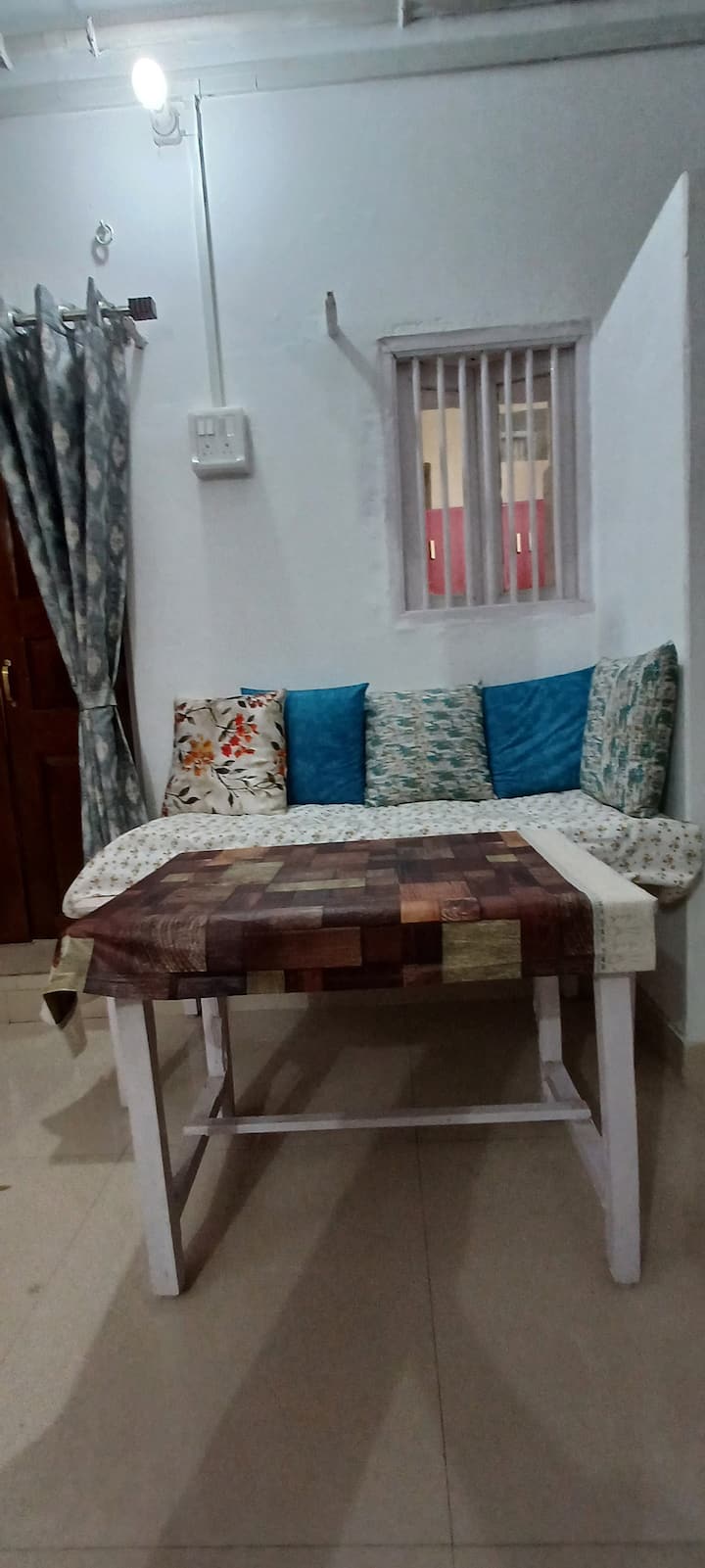 Riverfront Villa Room 2 - Varanasi