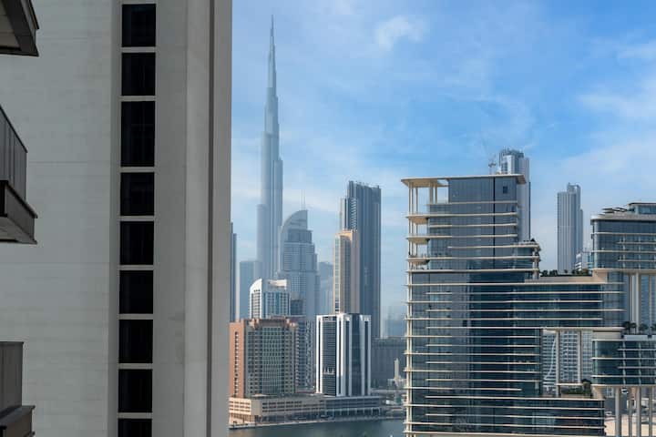 Luxurious 2br | Partial Burj View | Hotel Services - Dubai
