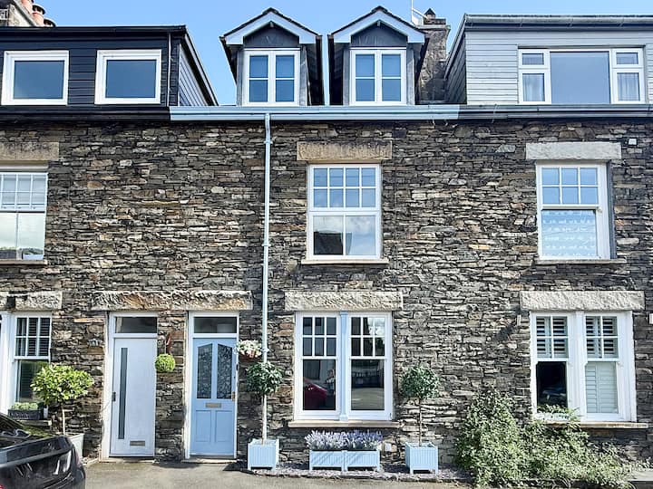 Stylish 3br Home | Walk To Lake & Town | Bike Shed - Windermere