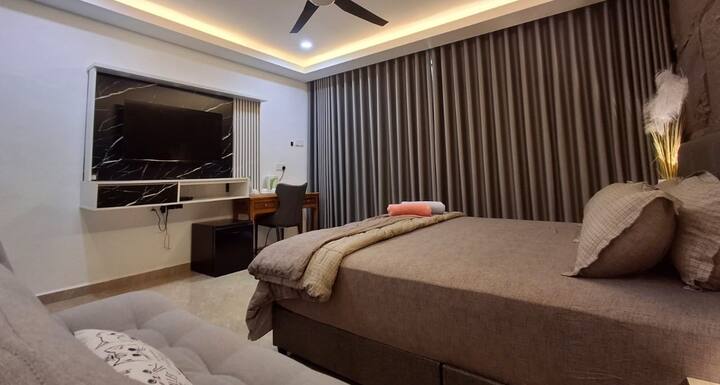 Exclusive Room 1
Mawar - Baling