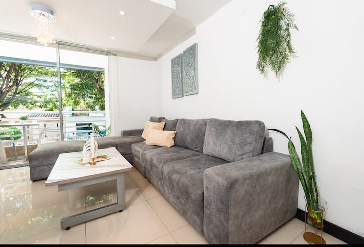 Lujoso Apartamento 201 - Cali