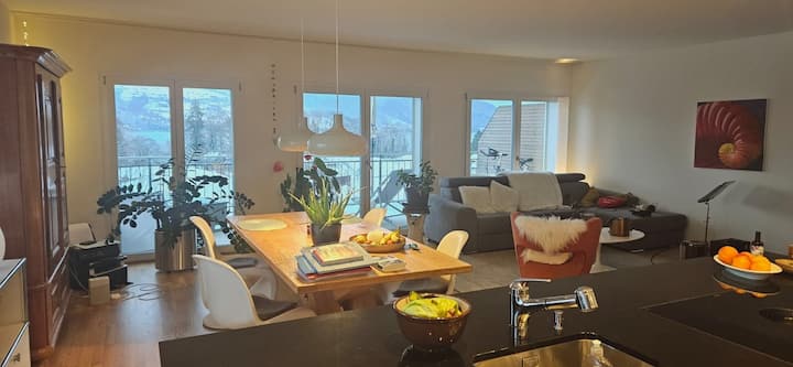 3,5 Terrassenwohnung Mit Thunerseesicht Und Sauna - Gunten