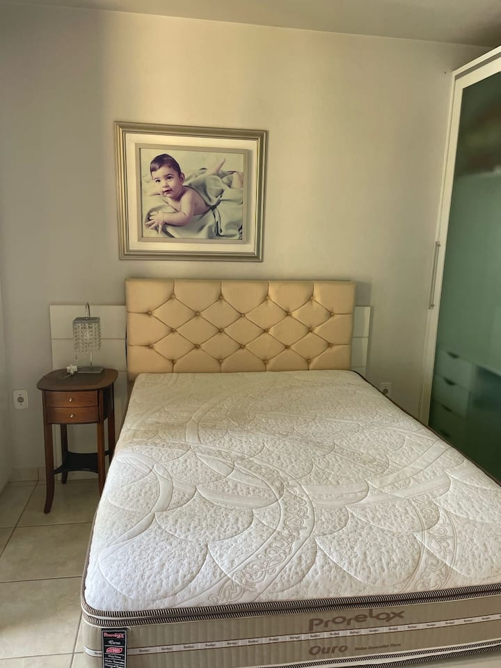 Quarto Feminino Tubarão Aluguel. - Tubarão