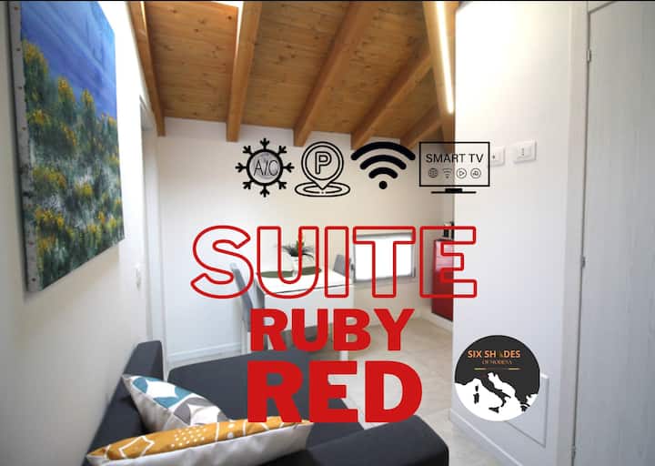 *Ruby Red Suite* Fully Renovated With Free Parking - Modène